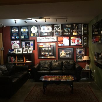 LONDON BRIDGE STUDIO - Updated December 2025 - 21 Photos & 17 Reviews ...