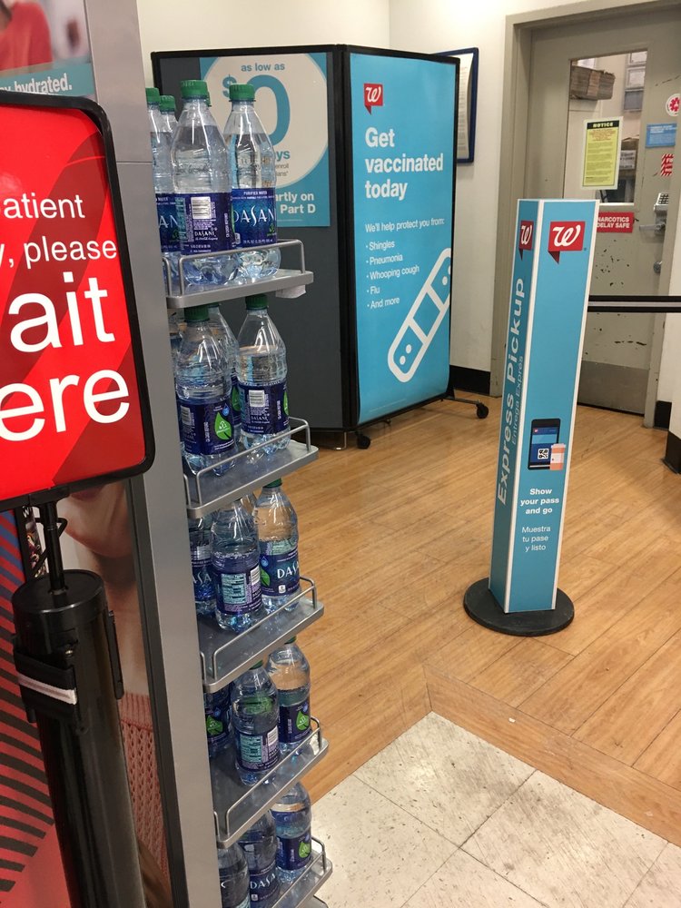 WALGREENS - 13 Photos & 27 Reviews - 3320 W Fullerton Ave, Chicago ...