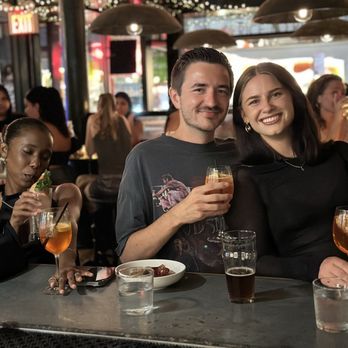 PRETTY RICKY’S - Updated June 2025 - 138 Photos & 88 Reviews - 101 ...