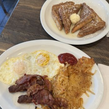 CITY LINE DINER - Updated December 2025 - 117 Photos & 122 Reviews ...