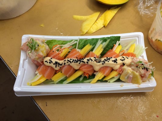 SUSHI MESHUGA - Updated December 2025 - 38 Photos & 79 Reviews - 1637 E ...