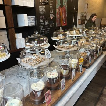 BAKED & WIRED - Updated October 2024 - 4610 Photos & 5197 Reviews ...