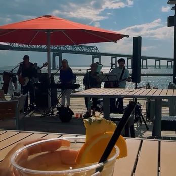 THE COVE RESTAURANT & MARINA - Updated August 2025 - 444 Photos & 530 ...