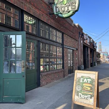 DOT’S HOP HOUSE & COCKTAIL COURTYARD - Updated January 2025 - 470 ...