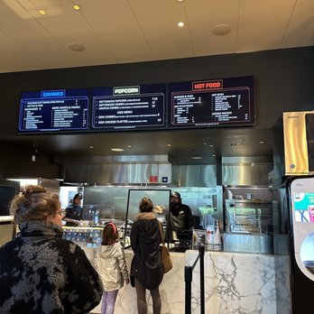 LANDMARK CLOSTER PLAZA - Updated December 2025 - 20 Photos & 14 Reviews ...