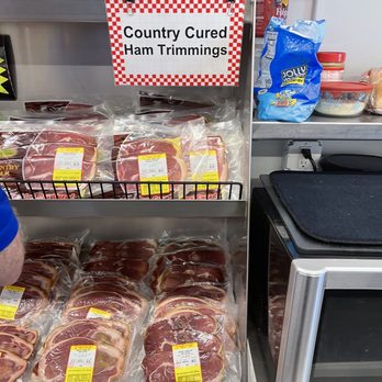 NAHUNTA PORK CENTER OUTLET - Updated January 2026 - 55 Photos & 15 ...