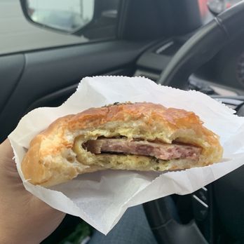 CLOVERLEAF COFFEE & BAKERY - Updated May 2024 - 855 Photos & 563 ...