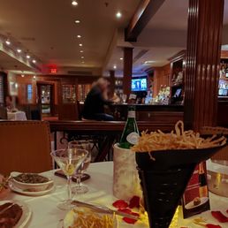 RUTH’S CHRIS STEAK HOUSE - Updated October 2024 - 242 Photos & 224 ...