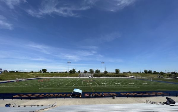 COSUMNES RIVER COLLEGE - Updated November 2025 - 115 Photos & 76 ...