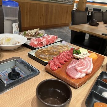 BAEKJEONG KOREAN BBQ HOUSE - Updated April 2025 - 167 Photos & 40 ...