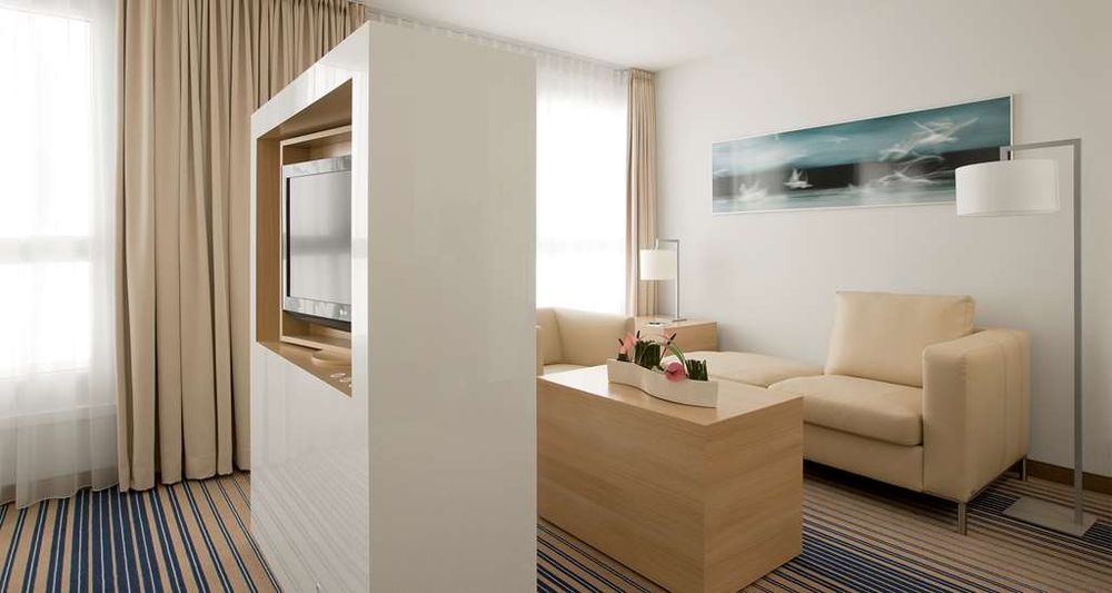 BEST WESTERN PLUS WELCOME HOTEL FRANKFURT - 37 Photos & 13 Reviews ...