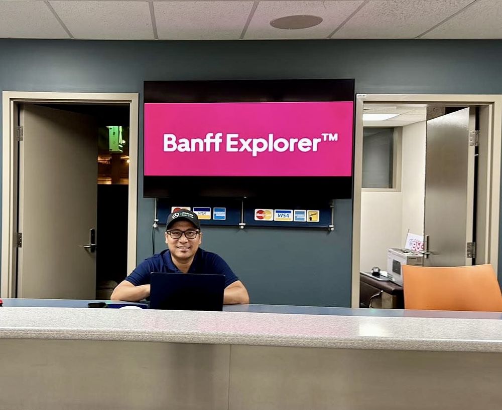 BANFF EXPLORER - Updated January 2025 - 34 Photos - 2000 Airport Rd NE ...
