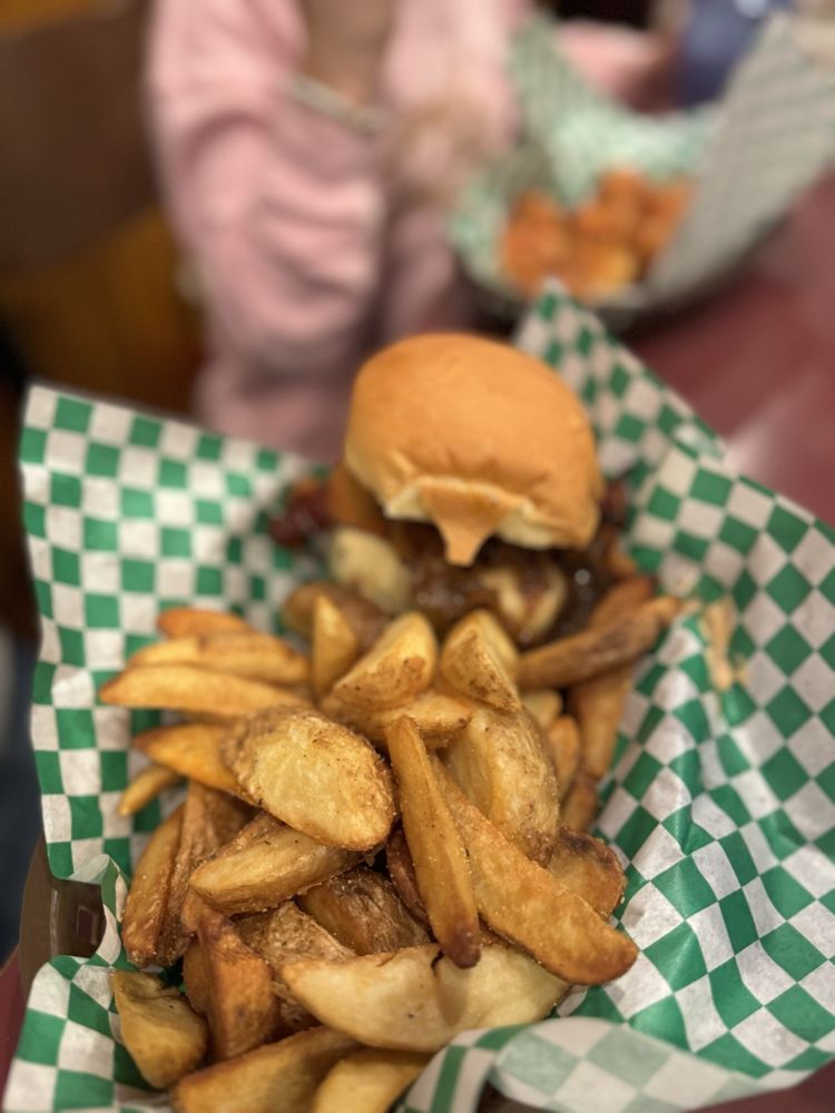 5-8 CLUB - Updated July 2025 - 947 Photos & 878 Reviews - 5800 Cedar ...