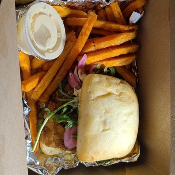 CAMP OUTPOST - Updated October 2024 - 345 Photos & 464 Reviews - 709 ...