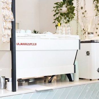 TIISCH - Updated November 2025 - 201 Photos & 41 Reviews - 9B 938 Hay ...