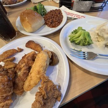 GOLDEN CORRAL BUFFET & GRILL - Updated January 2025 - 44 Photos & 131 ...