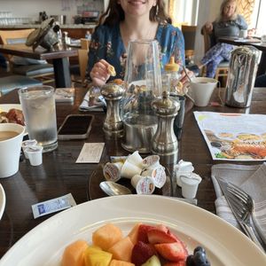 THE CATTY CORNER - Updated January 2025 - 394 N Broad St, Nazareth ...