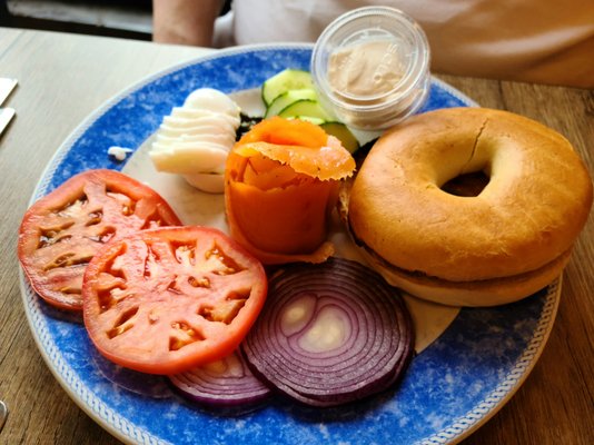 OAKS EATERY - Updated May 2025 - 138 Photos & 202 Reviews - 8 S Elm St ...