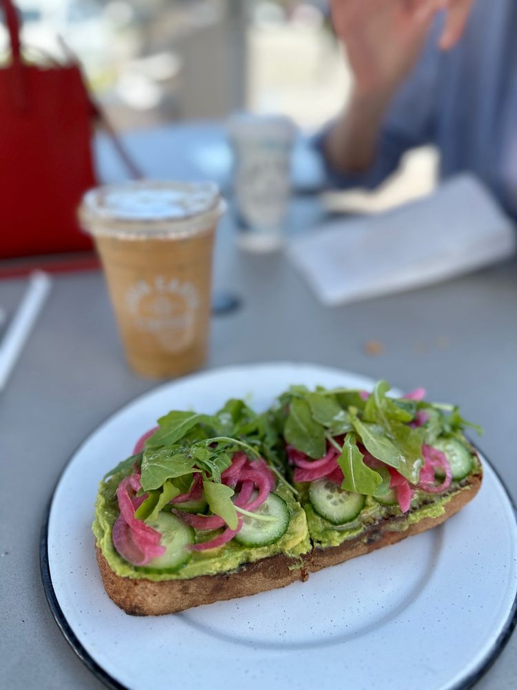 JAVA EARTH COFFEE LA JOLLA - Updated May 2025 - 105 Photos & 86 Reviews ...