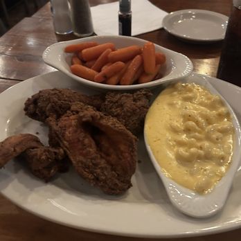 MOLLY PITCHER’S AMERICAN GRILL - Updated December 2024 - 203 Photos ...