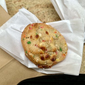 HUDSONS COOKIES - Updated December 2024 - 87 Photos & 96 Reviews - 401 ...
