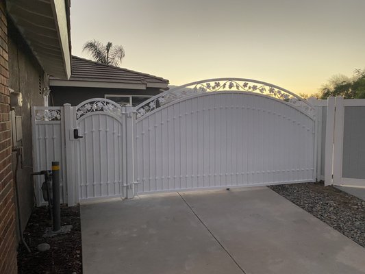 WROUGHT IRON GATES - Updated January 2026 - 569 Photos & 76 Reviews ...