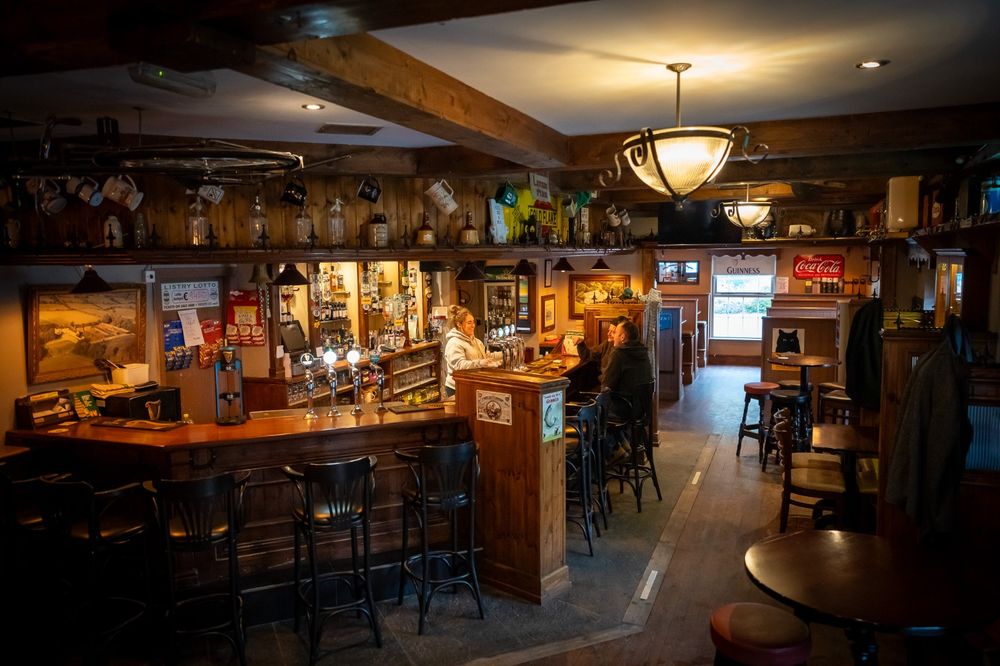 FAHA COURT BAR AND RESTAURANT - Updated April 2024 - 11 Photos - Faha ...