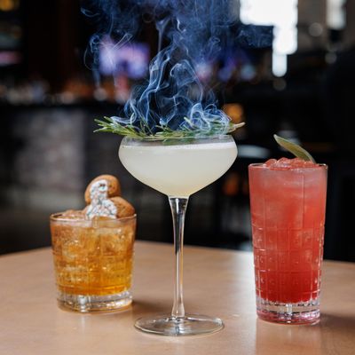 THE QUEEN BATON ROUGE - Updated August 2025 - 52 Photos & 10 Reviews ...