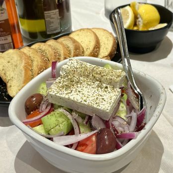 STAMATIS RESTAURANT - Updated February 2025 - 610 Photos & 542 Reviews ...