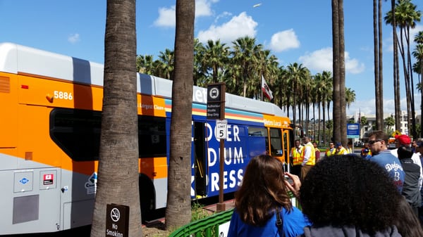 DODGER STADIUM EXPRESS - Updated January 2026 - 28 Photos & 108 Reviews ...