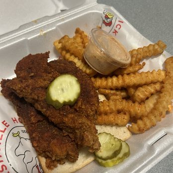 RICKY’S HOT CHICKEN - Updated December 2024 - 148 Photos & 167 Reviews ...