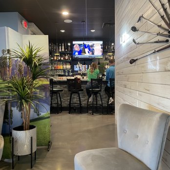 PIN HIGH INDOOR GOLF - Updated December 2025 - 14 Photos - 23726 ...