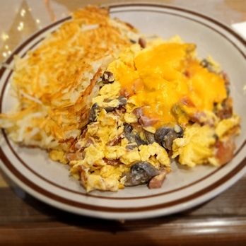 MO’S EGG HOUSE - Updated January 2025 - 2310 Photos & 2730 Reviews ...