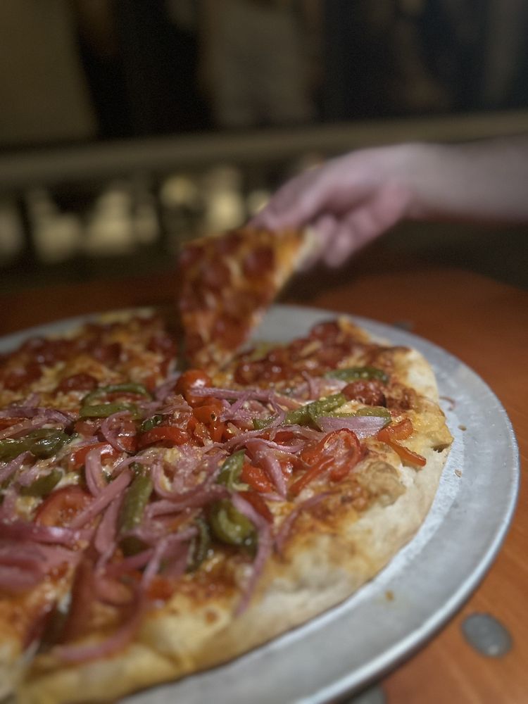 CENTRAL MACHINE WORKS BREWERY AND BEER HALL - Updated January 2026 ...