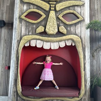 PIER TEAKI - Updated July 2024 - 512 Photos & 240 Reviews - 800 2nd Ave ...