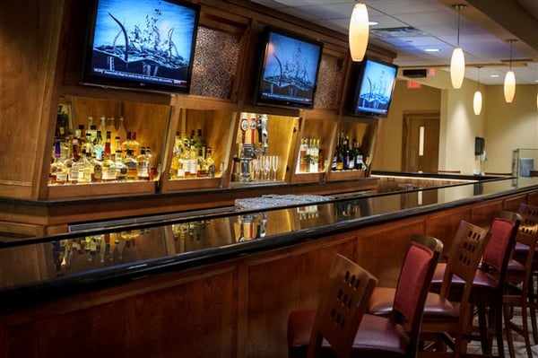 20 AND OAKES BAR & GRILL - Updated October 2025 - 28 Photos & 45 ...