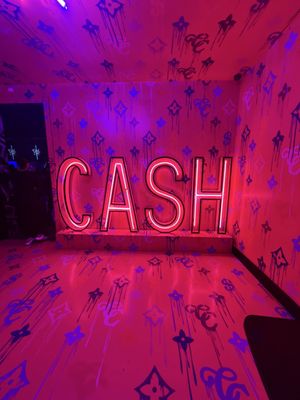 CASH COW - Updated December 2025 - 14 Photos - 402 N Good Latimer Expy ...