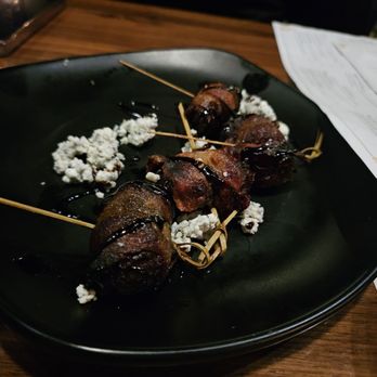 THE STATE - Updated February 2025 - 1751 Photos & 1896 Reviews - 22 E ...