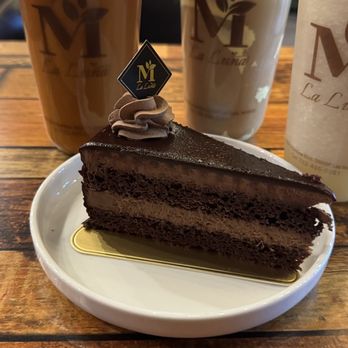 LA LUNA TEA AND DESSERT BAR - Updated June 2024 - 2138 Photos & 621 ...