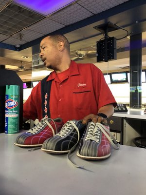 CAL BOWL - 155 Photos & 160 Reviews - Bowling - 2400 Carson St ...