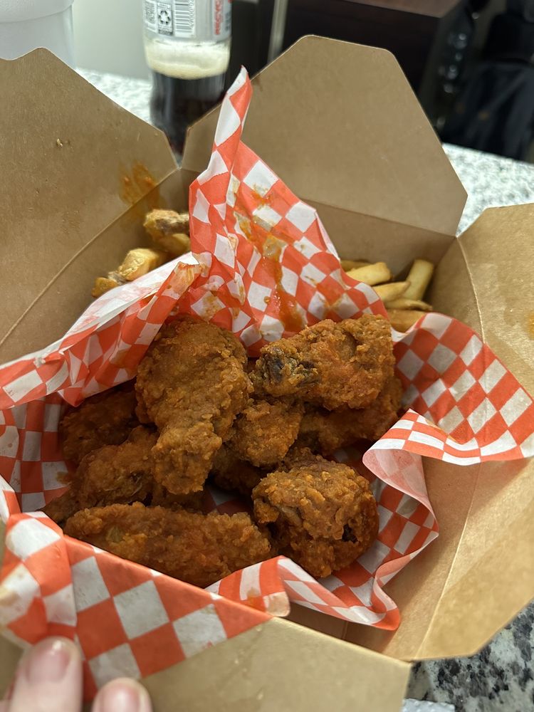 ALBERTA WING SHACK - Updated November 2024 - 13 Photos & 25 Reviews - A ...