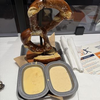 CURVEBALL KITCHEN - Updated November 2025 - 13 Reviews & 21 Photos ...