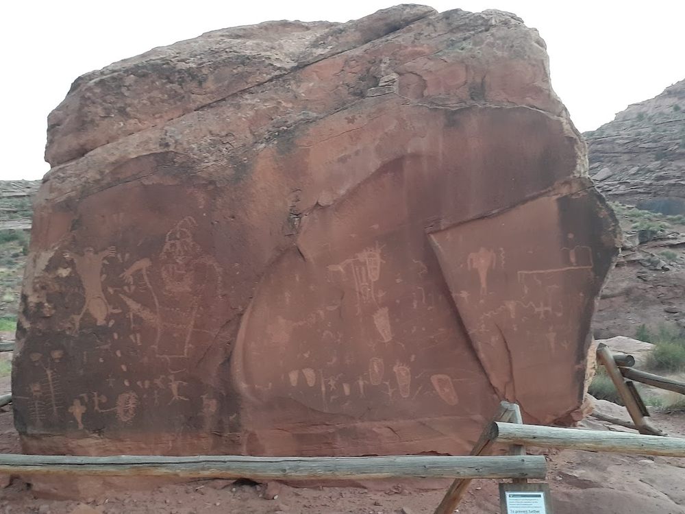 BIRTHING ROCK - Updated December 2024 - Moab, Utah - Landmarks ...