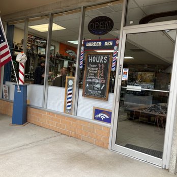 THE BARBER DEN - Updated December 2025 - 19 Photos & 28 Reviews - 6905 ...