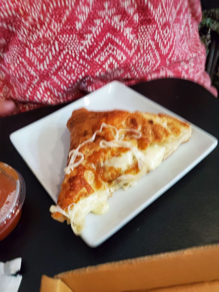 CENTRAL PIZZA & PUB - Updated January 2026 - 35 Photos & 55 Reviews ...