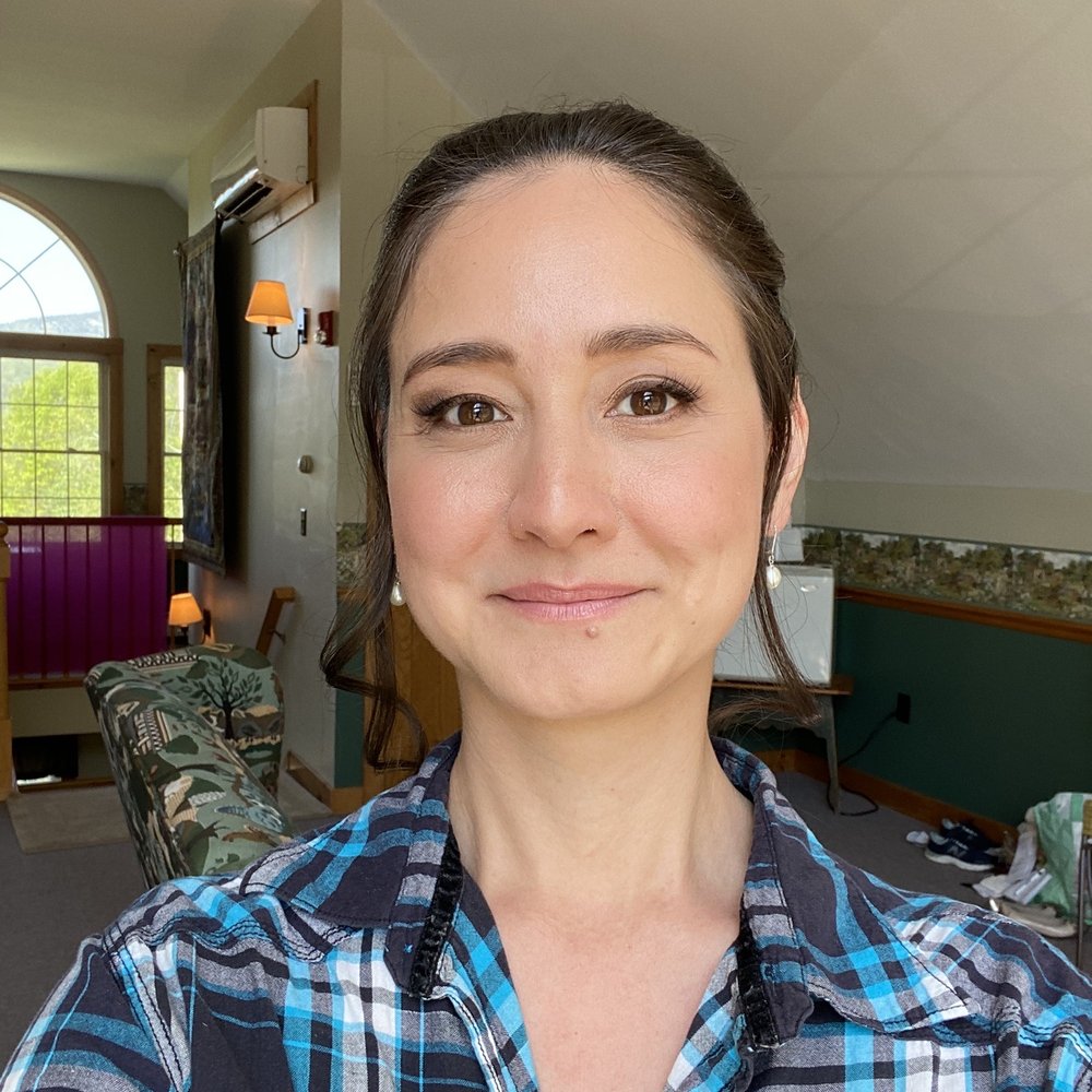 Jennifer Simoneau's Instagram, Twitter & Facebook on IDCrawl