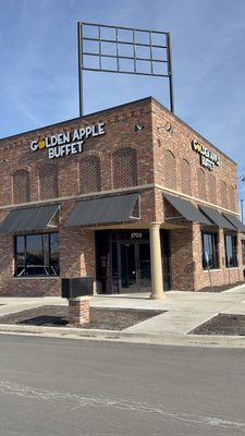 GOLDEN APPLE BUFFET - Updated August 2025 - 40 Photos & 49 Reviews ...