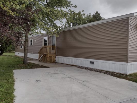 CREEKSIDE MANOR MHP - Updated December 2025 - 10 Photos - Reese ...