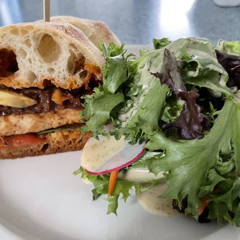 STRONG HEARTS CAFE - Updated January 2026 - 571 Photos & 703 Reviews ...