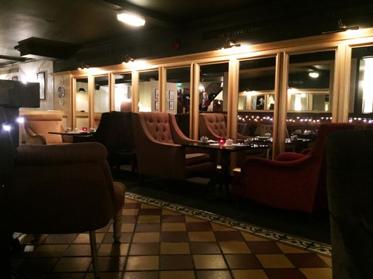 ANNIES - Updated June 2024 - 39 Photos & 15 Reviews - 5 Old Bank Street ...